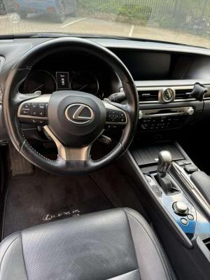 Black Lexus GS 300h 2017 in Vilnius, with an engine capacity of 2.49 L and mileage of 169 thousand km for 18500 €, photo 14 on AUTOMOTO.COM.LV