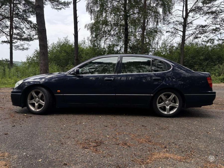 Zils Lexus GS 300h 2000 Varėna, ar dzinēja tilpumu 3.00 L un nobraukumu 269 tūkst. km par 5000 €, foto 9 vietnē AUTOMOTO.COM.LV