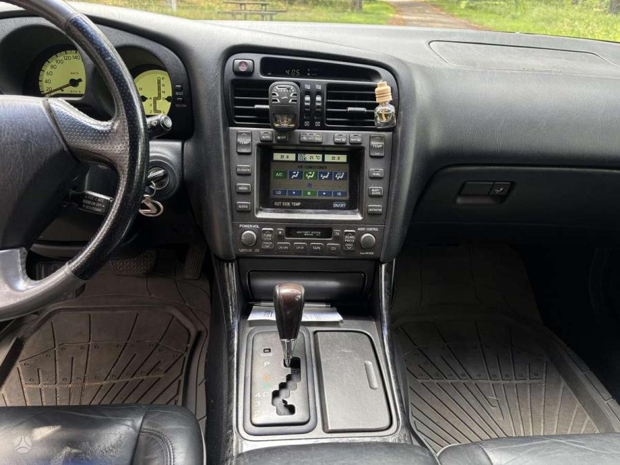 Zils Lexus GS 300h 2000 Varėna, ar dzinēja tilpumu 3.00 L un nobraukumu 269 tūkst. km par 5000 €, foto 12 vietnē AUTOMOTO.COM.LV