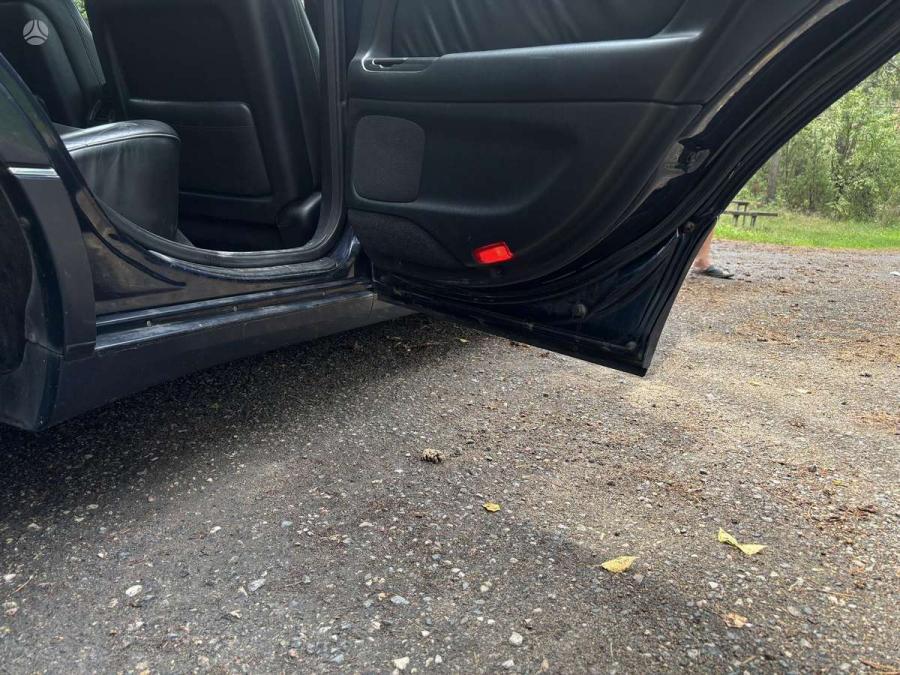 Zils Lexus GS 300h 2000 Varėna, ar dzinēja tilpumu 3.00 L un nobraukumu 269 tūkst. km par 5000 €, foto 18 vietnē AUTOMOTO.COM.LV