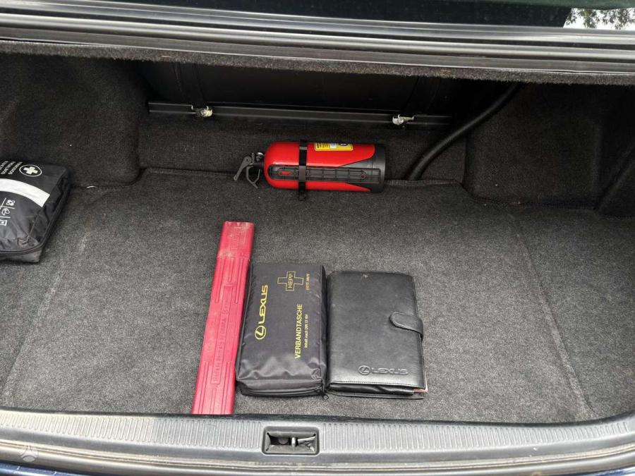 Zils Lexus GS 300h 2000 Varėna, ar dzinēja tilpumu 3.00 L un nobraukumu 269 tūkst. km par 5000 €, foto 21 vietnē AUTOMOTO.COM.LV