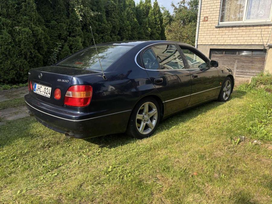 Zils Lexus GS 300h 2000 Varėna, ar dzinēja tilpumu 3.00 L un nobraukumu 269 tūkst. km par 5000 €, foto 28 vietnē AUTOMOTO.COM.LV