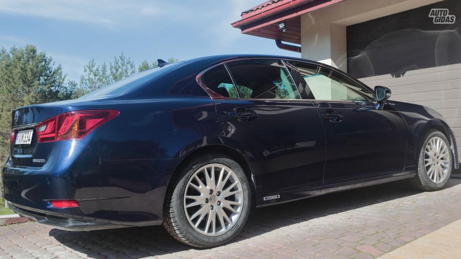Blue Lexus GS 300h 2014 in Vilnius, with an engine capacity of 2.50 L and mileage of 265 thousand km for 15750 €, photo 5 on AUTOMOTO.COM.LV