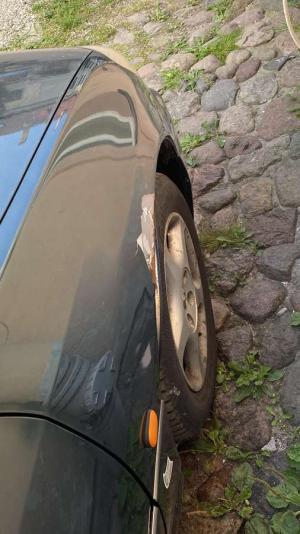 Green Lexus GS 300h 1998 in Vilnius, with an engine capacity of 3.00 L and mileage of 300 thousand km for 1900 €, photo 4 on AUTOMOTO.COM.LV