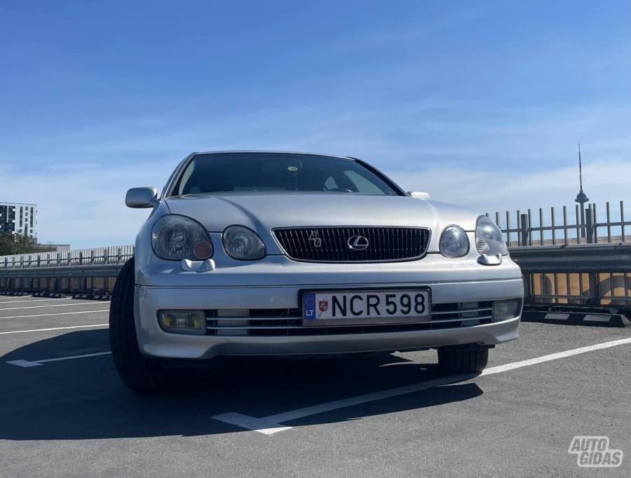 Серый Лексус GS 300h 1998 в Вильнюс, объемом двигателя 3.00 л и пробегом 495 тыс. км за 4200 €, фото 16 на AUTOMOTO.COM.LV
