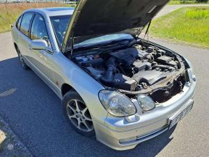 Pelēks Lexus GS 300h 2000 Viļņa, ar dzinēja tilpumu 3.00 L un nobraukumu 340 tūkst. km par 4000 €, foto 12 vietnē AUTOMOTO.COM.LV