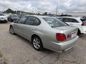 Pelēks Lexus GS 300h 2001 Panevēža, ar dzinēja tilpumu 3.00 L un nobraukumu 219 tūkst. km par 3700 €, foto 7 vietnē AUTOMOTO.COM.LV