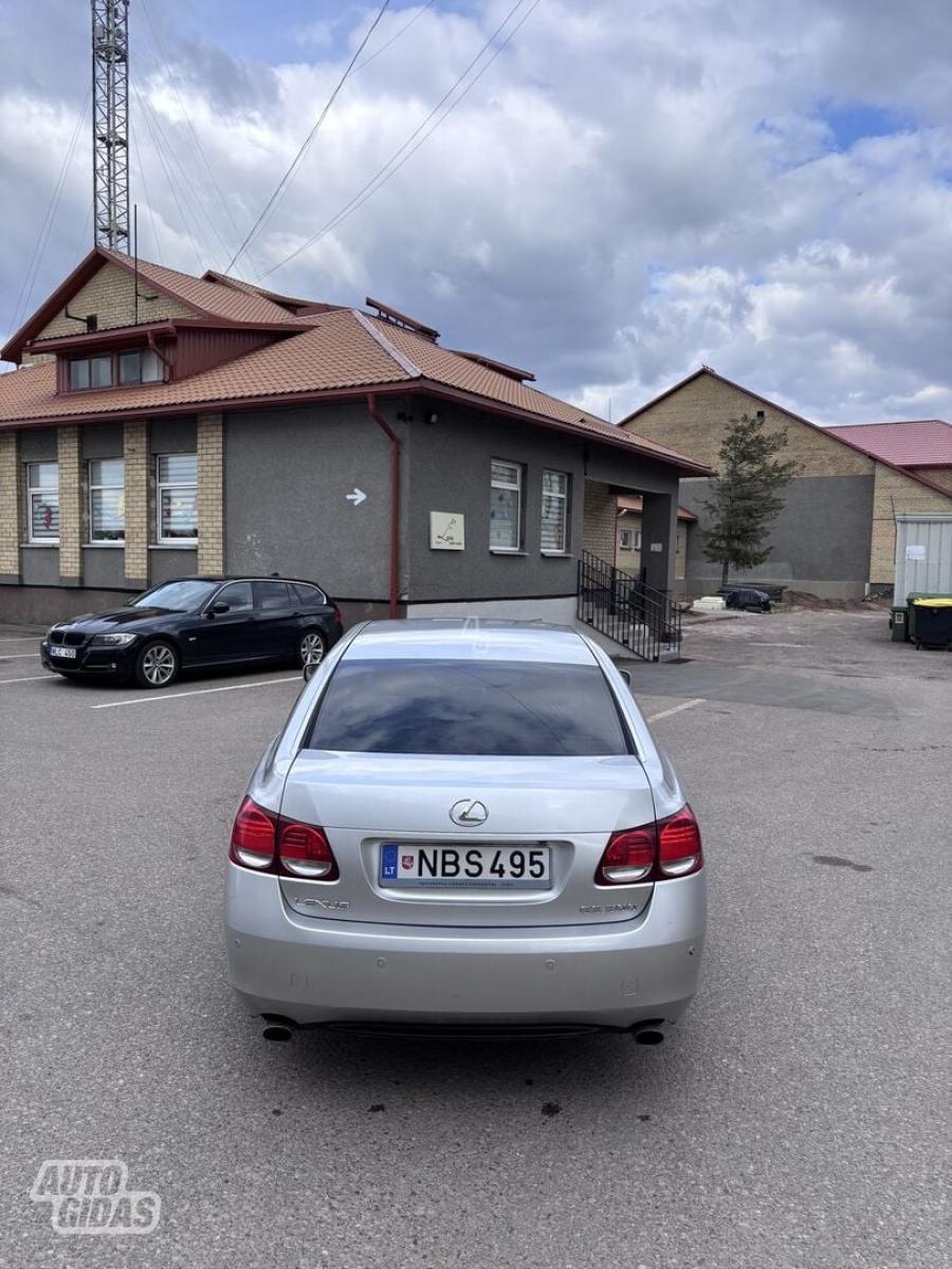 Pelēks Lexus GS 300h 2005 Kauņa, ar dzinēja tilpumu 3.00 L un nobraukumu 356 tūkst. km par 3900 €, foto 7 vietnē AUTOMOTO.COM.LV