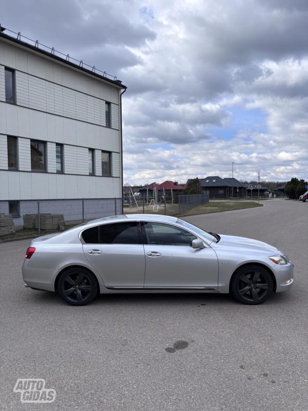 Pelēks Lexus GS 300h 2005 Kauņa, ar dzinēja tilpumu 3.00 L un nobraukumu 356 tūkst. km par 3900 €, foto 8 vietnē AUTOMOTO.COM.LV