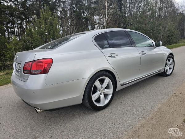 Grey Lexus GS 300h 2006 in Vilnius, with an engine capacity of 3.00 L and mileage of 332 thousand km for 3400 €, photo 3 on AUTOMOTO.COM.LV