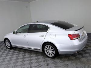 Pelēks Lexus GS 300h 2006 Tallina, ar dzinēja tilpumu 3.00 L un nobraukumu 299 tūkst. km par 2299 €, foto 5 vietnē AUTOMOTO.COM.LV
