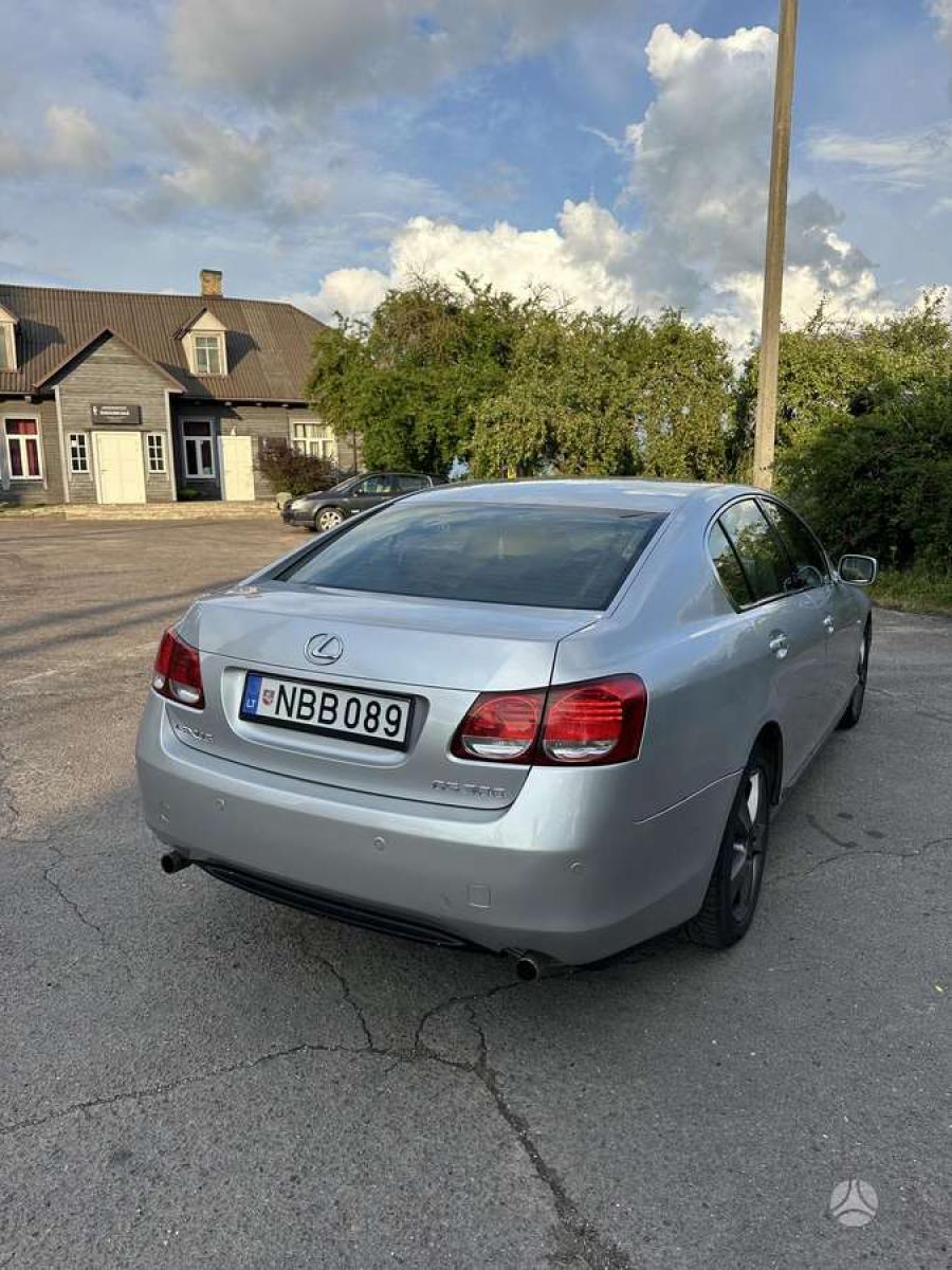 Grey Lexus GS 300h 2007 in Vilnius, with an engine capacity of 3.00 L and mileage of 340 thousand km for 2450 €, photo 7 on AUTOMOTO.COM.LV