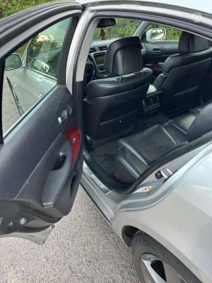 Grey Lexus GS 300h 2007 in Vilnius, with an engine capacity of 3.00 L and mileage of 340 thousand km for 2450 €, photo 15 on AUTOMOTO.COM.LV