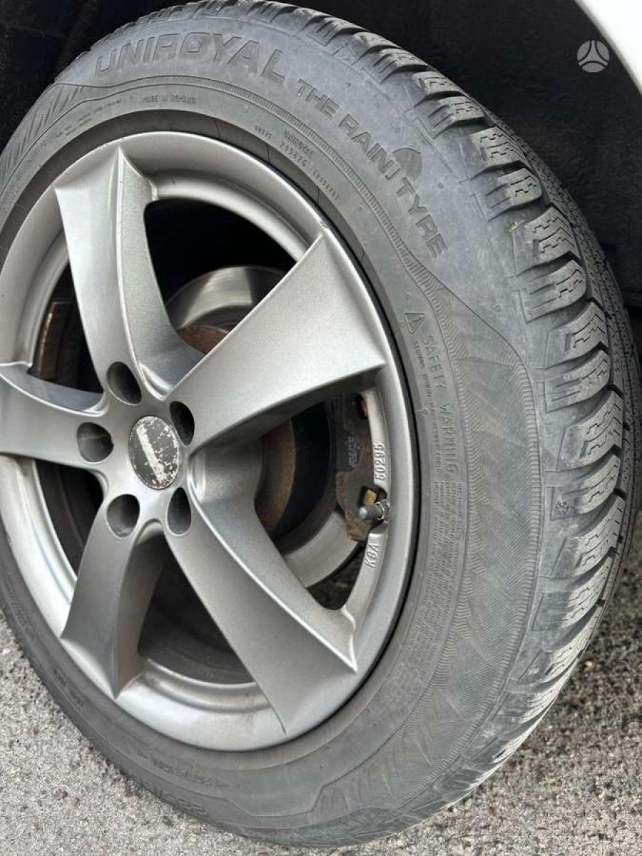 Grey Lexus GS 300h 2007 in Vilnius, with an engine capacity of 3.00 L and mileage of 340 thousand km for 2450 €, photo 20 on AUTOMOTO.COM.LV