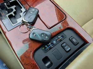 Серый Лексус GS 300h 2007 в Шилуте, объемом двигателя 3.00 л и пробегом 360 тыс. км за 3000 €, фото 18 на AUTOMOTO.COM.LV