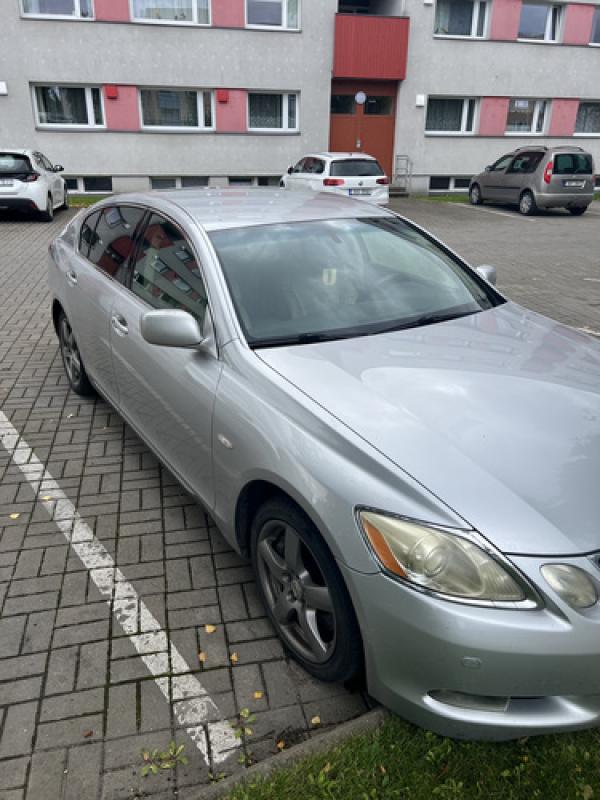 Pelēks Lexus GS 300h 2010 Rakvere, ar dzinēja tilpumu 3.00 L un nobraukumu 30 tūkst. km par 4300 €, foto 3 vietnē AUTOMOTO.COM.LV