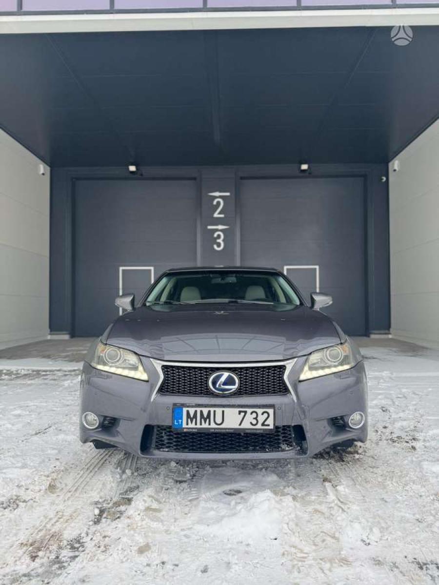 Pelēks Lexus GS 300h 2014 Viļņa, ar dzinēja tilpumu 2.49 L un nobraukumu 470 tūkst. km par 10500 €, foto 2 vietnē AUTOMOTO.COM.LV