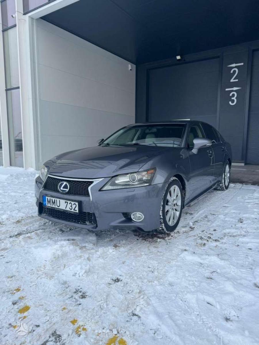 Pelēks Lexus GS 300h 2014 Viļņa, ar dzinēja tilpumu 2.49 L un nobraukumu 470 tūkst. km par 10500 €, foto 3 vietnē AUTOMOTO.COM.LV