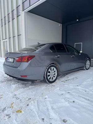 Pelēks Lexus GS 300h 2014 Viļņa, ar dzinēja tilpumu 2.49 L un nobraukumu 470 tūkst. km par 10500 €, foto 7 vietnē AUTOMOTO.COM.LV