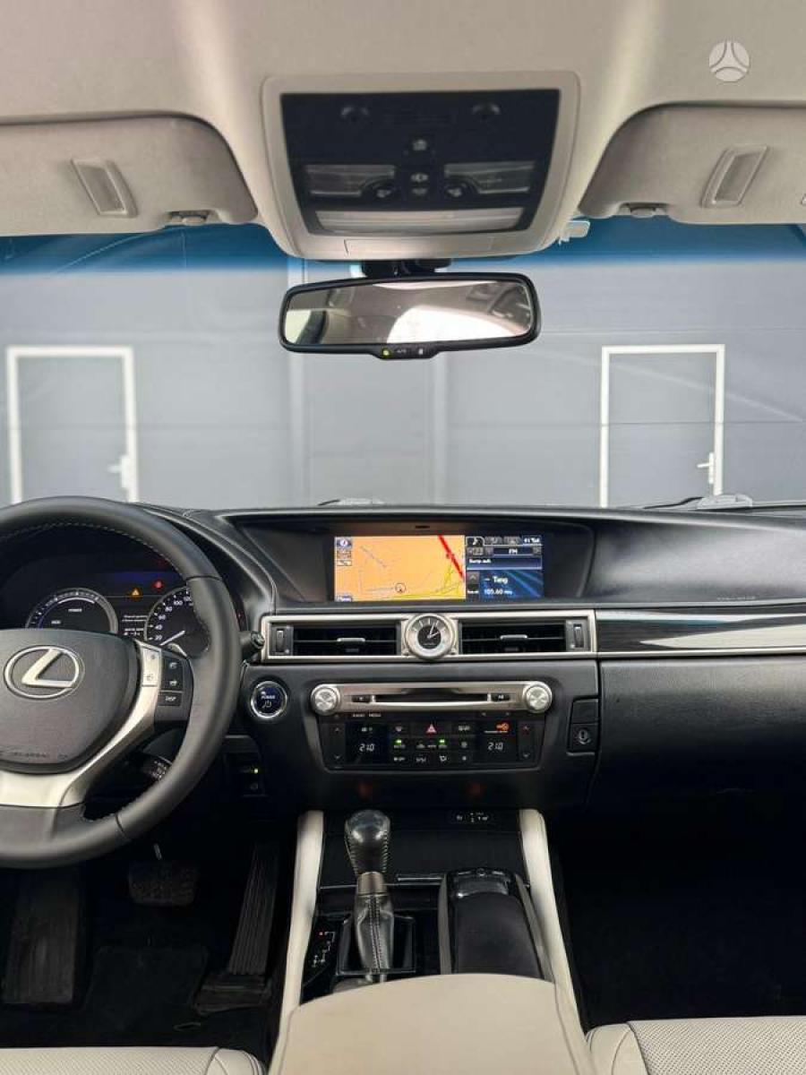 Pelēks Lexus GS 300h 2014 Viļņa, ar dzinēja tilpumu 2.49 L un nobraukumu 470 tūkst. km par 10500 €, foto 9 vietnē AUTOMOTO.COM.LV