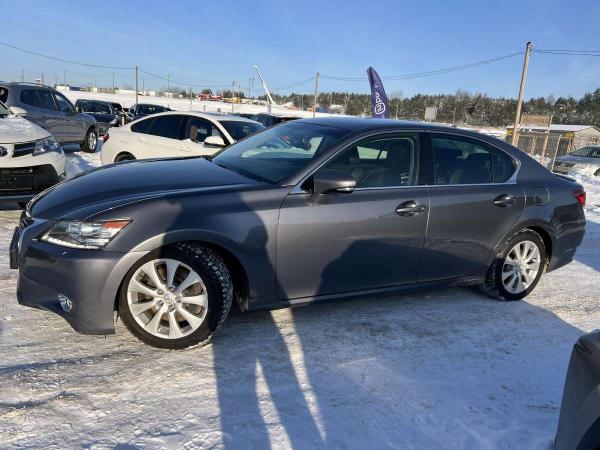 Grey Lexus GS 300h 2014 in Vilnius, with an engine capacity of 2.50 L and mileage of 200 thousand km for 12600 €, photo 1 on AUTOMOTO.COM.LV