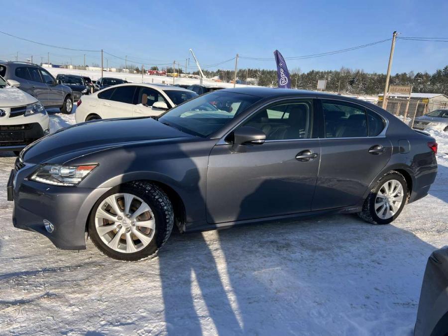 Grey Lexus GS 300h 2014 in Vilnius, with an engine capacity of 2.50 L and mileage of 200 thousand km for 12600 €, photo 1 on AUTOMOTO.COM.LV