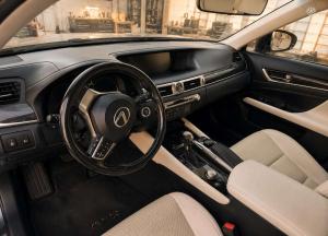 Pelēks Lexus GS 300h 2016 Viļņa, ar dzinēja tilpumu 2.49 L un nobraukumu 298 tūkst. km par 17300 €, foto 8 vietnē AUTOMOTO.COM.LV