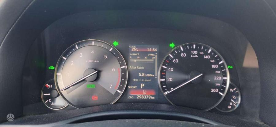Pelēks Lexus GS 300h 2016 Viļņa, ar dzinēja tilpumu 2.49 L un nobraukumu 298 tūkst. km par 17300 €, foto 22 vietnē AUTOMOTO.COM.LV