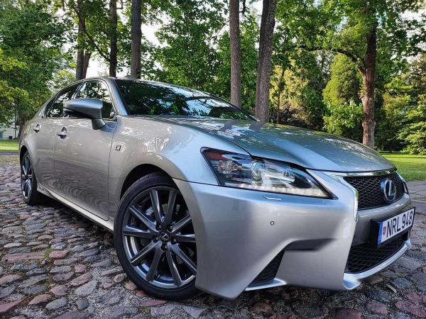 Grey Lexus GS 300h 2016 in Kaunas, with an engine capacity of 2.49 L and mileage of 249 thousand km for 15999 €, photo 4 on AUTOMOTO.COM.LV