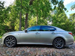 Grey Lexus GS 300h 2016 in Kaunas, with an engine capacity of 2.49 L and mileage of 249 thousand km for 15999 €, photo 6 on AUTOMOTO.COM.LV