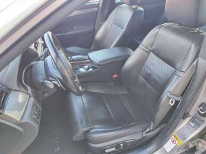 Grey Lexus GS 300h 2016 in Kaunas, with an engine capacity of 2.49 L and mileage of 249 thousand km for 15999 €, photo 23 on AUTOMOTO.COM.LV
