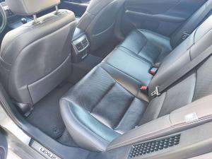 Grey Lexus GS 300h 2016 in Kaunas, with an engine capacity of 2.49 L and mileage of 249 thousand km for 15999 €, photo 24 on AUTOMOTO.COM.LV