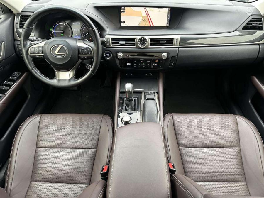 Pelēks Lexus GS 300h 2017 Viļņa, ar dzinēja tilpumu 2.50 L un nobraukumu 142 tūkst. km par 21550 €, foto 4 vietnē AUTOMOTO.COM.LV