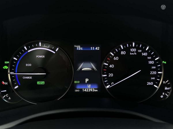 Lexus GS 300h 2017 in Vilnius on AUTOMOTO.COM.LV Grey Lexus GS 300h 2017 in Vilnius, with an engine capacity of 2.50 L and mileage of 142 thousand km for 21550 €, photo 8 on AUTOMOTO.COM.LV