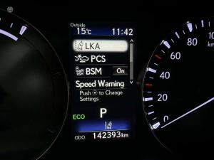 Pelēks Lexus GS 300h 2017 Viļņa, ar dzinēja tilpumu 2.50 L un nobraukumu 142 tūkst. km par 21550 €, foto 9 vietnē AUTOMOTO.COM.LV