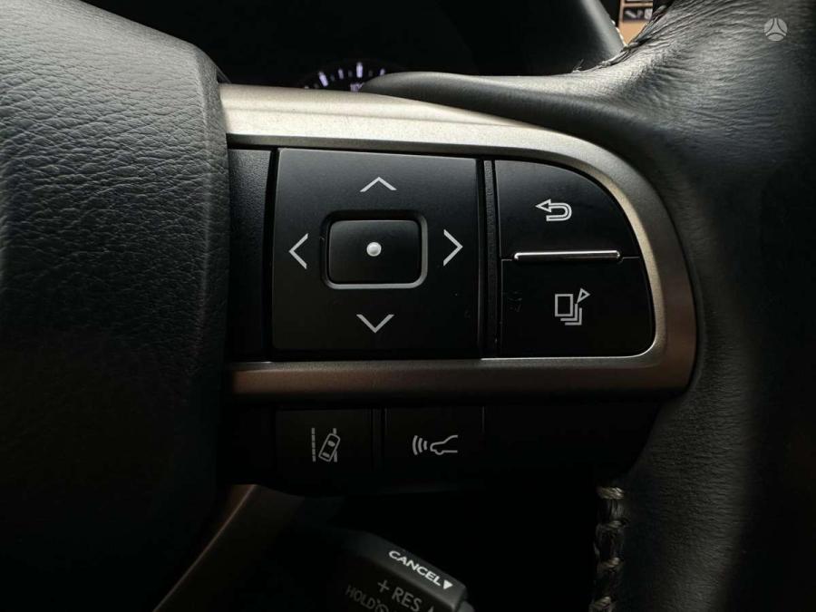 Pelēks Lexus GS 300h 2017 Viļņa, ar dzinēja tilpumu 2.50 L un nobraukumu 142 tūkst. km par 21550 €, foto 12 vietnē AUTOMOTO.COM.LV