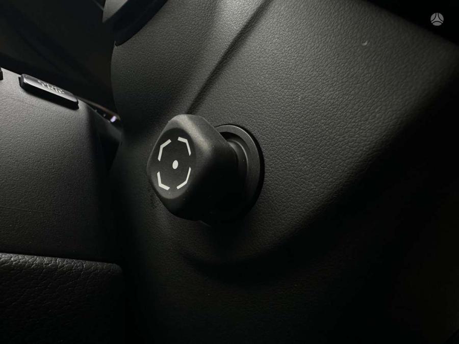 Pelēks Lexus GS 300h 2017 Viļņa, ar dzinēja tilpumu 2.50 L un nobraukumu 142 tūkst. km par 21550 €, foto 16 vietnē AUTOMOTO.COM.LV