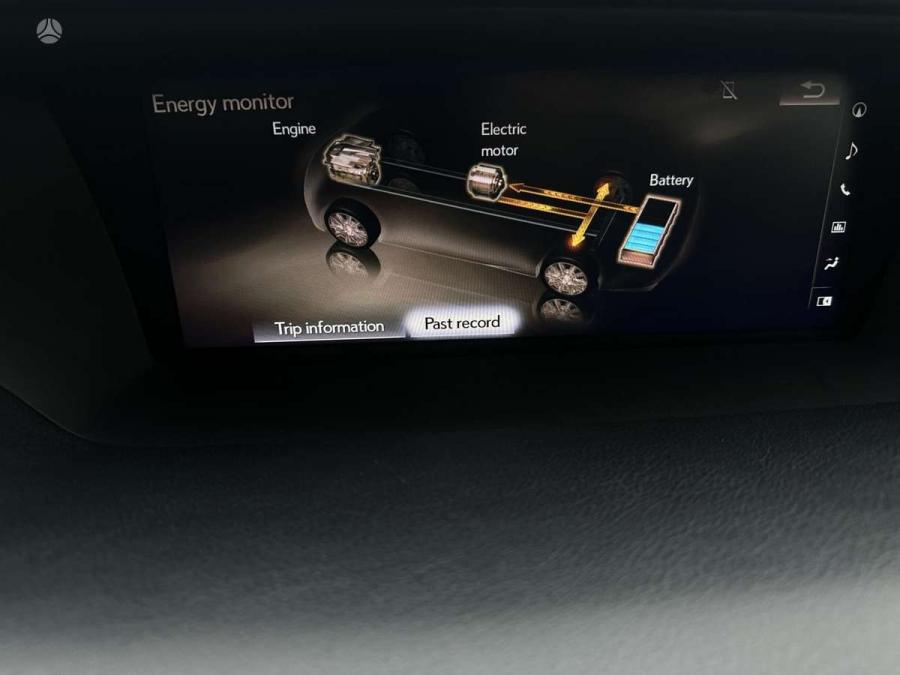 Pelēks Lexus GS 300h 2017 Viļņa, ar dzinēja tilpumu 2.50 L un nobraukumu 142 tūkst. km par 21550 €, foto 19 vietnē AUTOMOTO.COM.LV