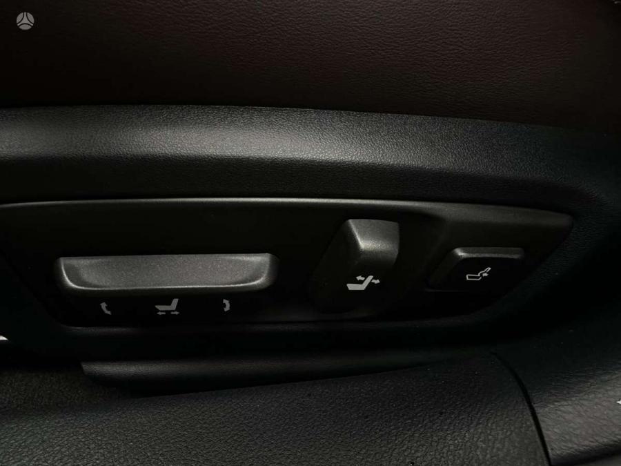 Pelēks Lexus GS 300h 2017 Viļņa, ar dzinēja tilpumu 2.50 L un nobraukumu 142 tūkst. km par 21550 €, foto 28 vietnē AUTOMOTO.COM.LV