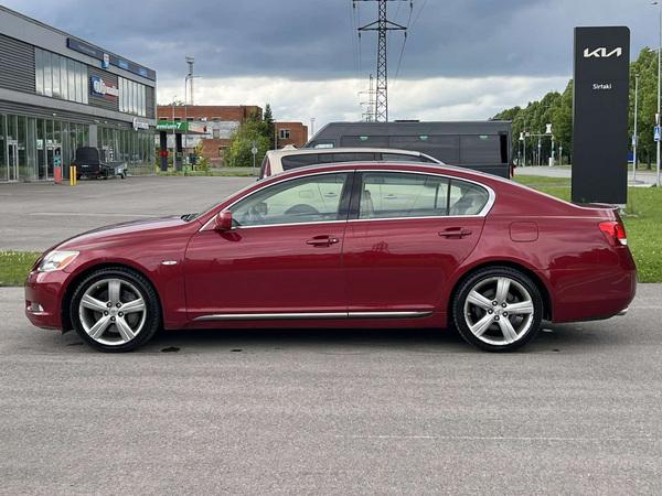 Red Lexus GS 300h 2006 in Narva, with an engine capacity of 3.00 L and mileage of 327 thousand km for 2999 €, photo 4 on AUTOMOTO.COM.LV