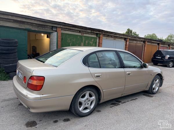 Lexus GS 300h 1999 in Klaipeda, with an engine capacity of 3.00 L and mileage of 187 thousand km for 2800 €, photo 3 on AUTOMOTO.COM.LV