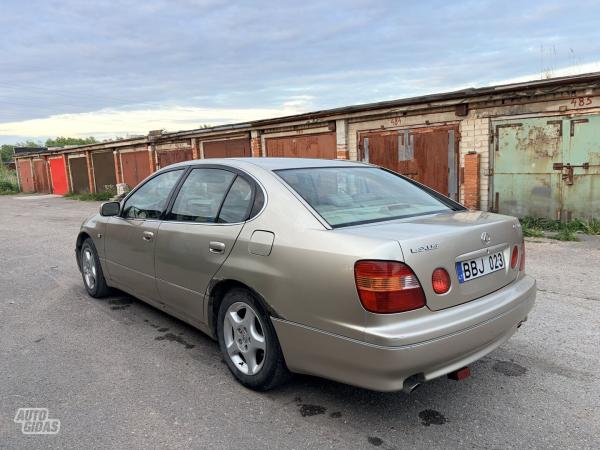 Lexus GS 300h 1999 in Klaipeda, with an engine capacity of 3.00 L and mileage of 187 thousand km for 2800 €, photo 5 on AUTOMOTO.COM.LV