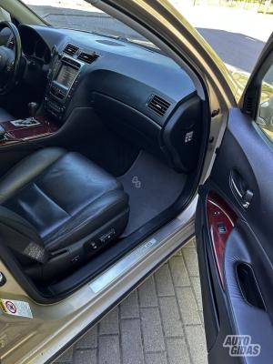 Lexus GS 300h 2008 in Klaipeda, with an engine capacity of 3.00 L and mileage of 476 thousand km for 2000 €, photo 15 on AUTOMOTO.COM.LV