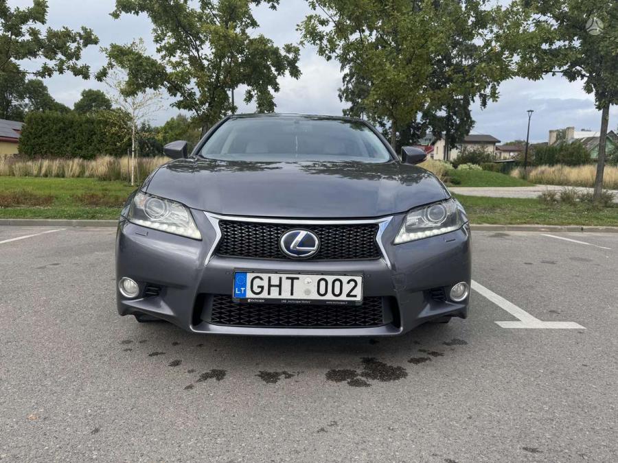 Lexus GS 300h 2014 in Vilnius, with an engine capacity of 2.49 L and mileage of 480 thousand km for 10500 €, photo 4 on AUTOMOTO.COM.LV