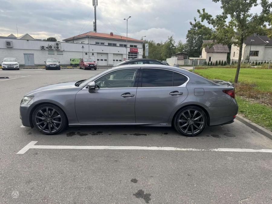 Lexus GS 300h 2014 in Vilnius, with an engine capacity of 2.49 L and mileage of 480 thousand km for 10500 €, photo 10 on AUTOMOTO.COM.LV