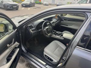 Lexus GS 300h 2014 in Vilnius, with an engine capacity of 2.49 L and mileage of 480 thousand km for 10500 €, photo 11 on AUTOMOTO.COM.LV