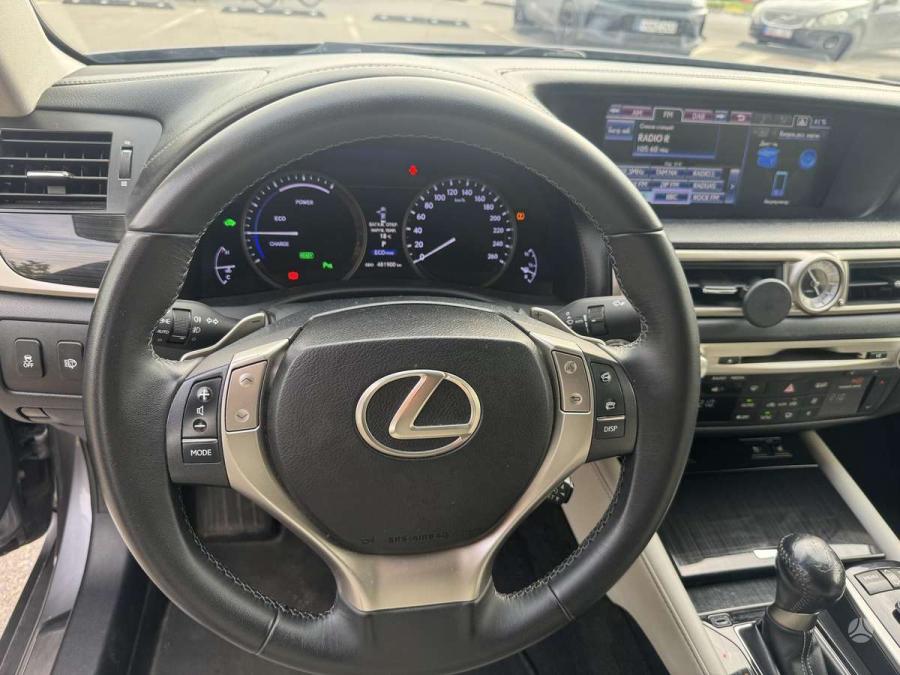 Lexus GS 300h 2014 in Vilnius, with an engine capacity of 2.49 L and mileage of 480 thousand km for 10500 €, photo 13 on AUTOMOTO.COM.LV