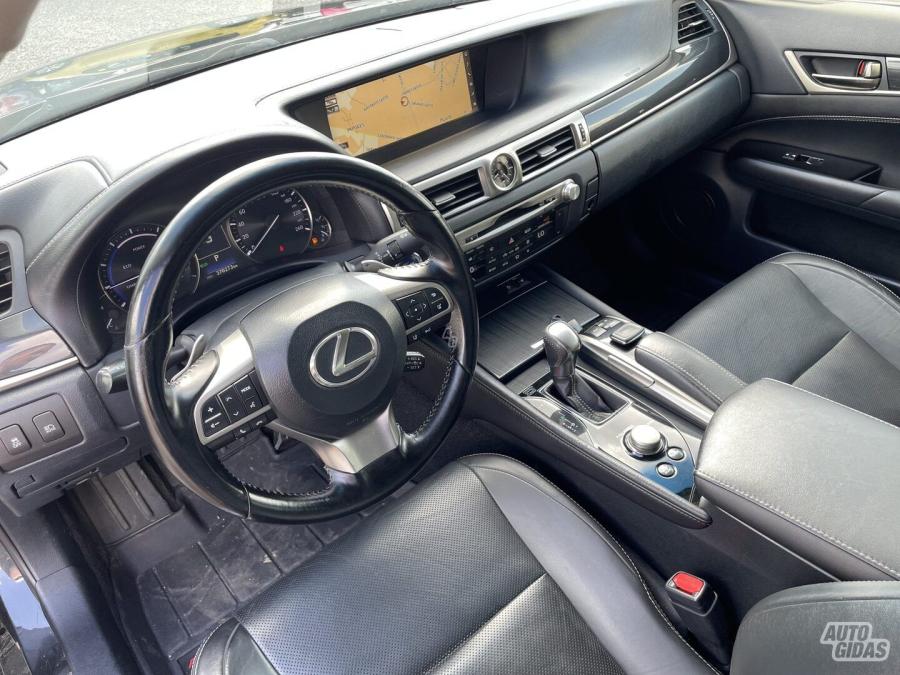 Lexus GS 300h 2016 in Vilnius, with an engine capacity of 2.50 L and mileage of 370 thousand km for 13999 €, photo 14 on AUTOMOTO.COM.LV