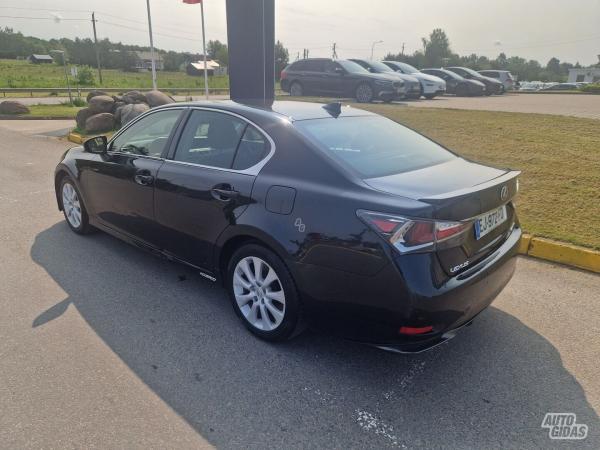 Lexus GS 300h 2017 in Vilnius on AUTOMOTO.COM.LV Lexus GS 300h 2017 in Vilnius, with an engine capacity of 2.50 L and mileage of 350 thousand km for 10900 €, photo 5 on AUTOMOTO.COM.LV