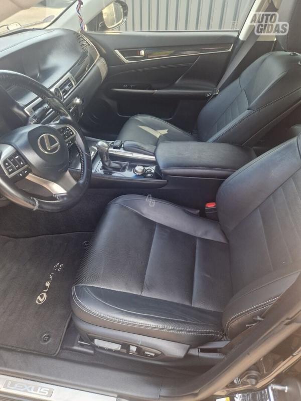 Lexus GS 300h 2017 in Vilnius on AUTOMOTO.COM.LV Lexus GS 300h 2017 in Vilnius, with an engine capacity of 2.50 L and mileage of 350 thousand km for 10900 €, photo 10 on AUTOMOTO.COM.LV